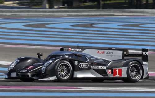 A side shot of the Audi R18 TDI race car | Torque News